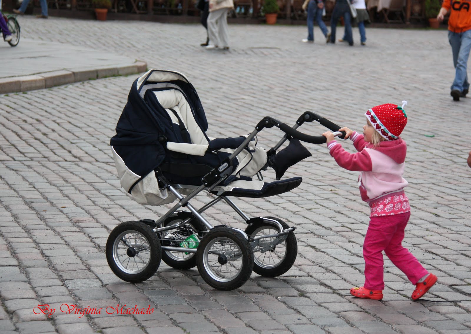 Cheira a Alecrim: 1 de Junho - Dia da Criança em Portugal