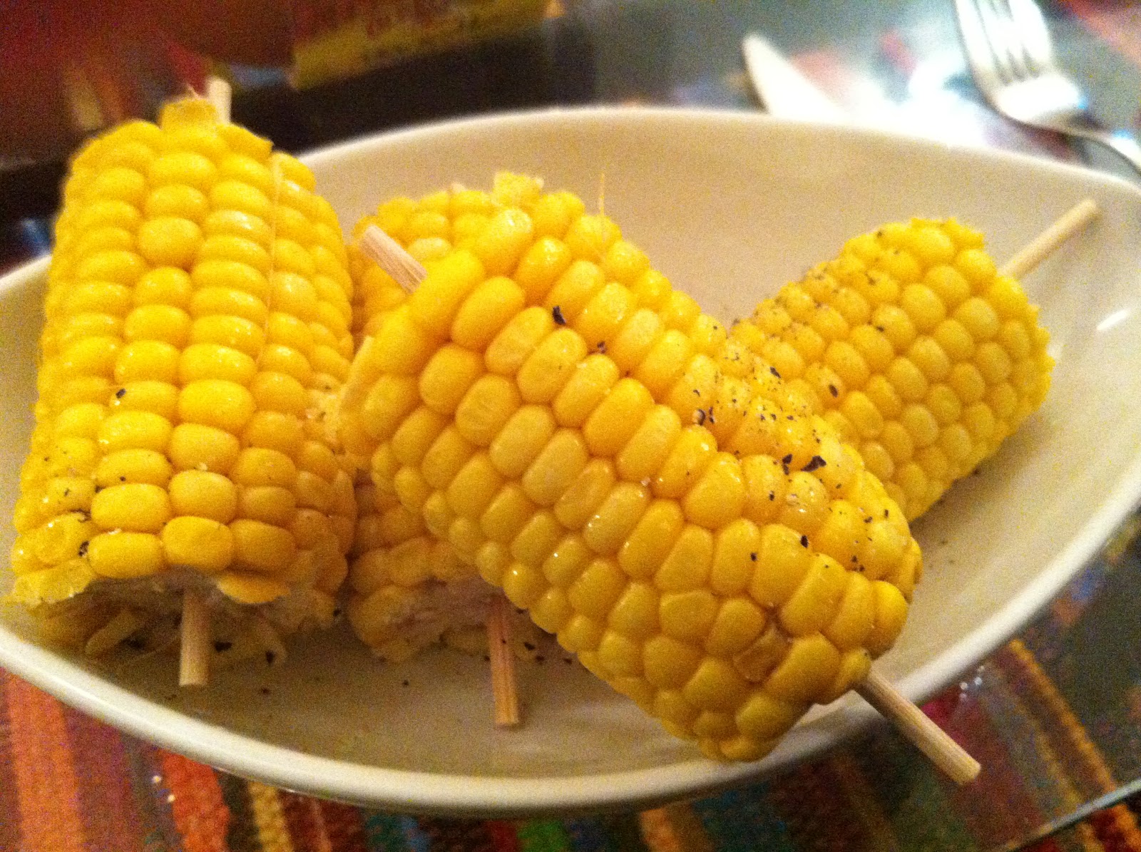 Food and Biscuits: Wednesday - Turkey Burgers and Corn on the Cob