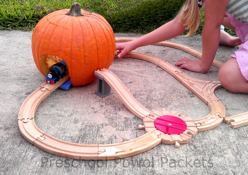 Pumpkin Train Tunnel | Preschool Powol Packets