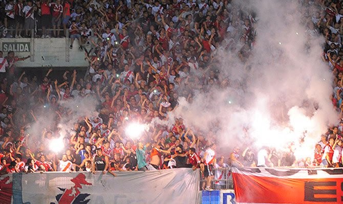 Esta es tu hinchada que te quiere ver Campeón - Pasión Millonaria ...