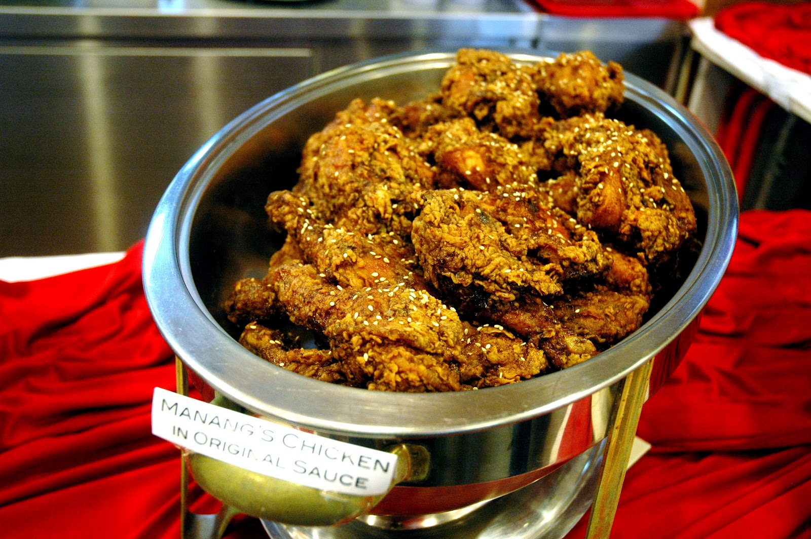 DUDE FOR FOOD: Food News: Manang's Chicken Opens in Visayas Avenue