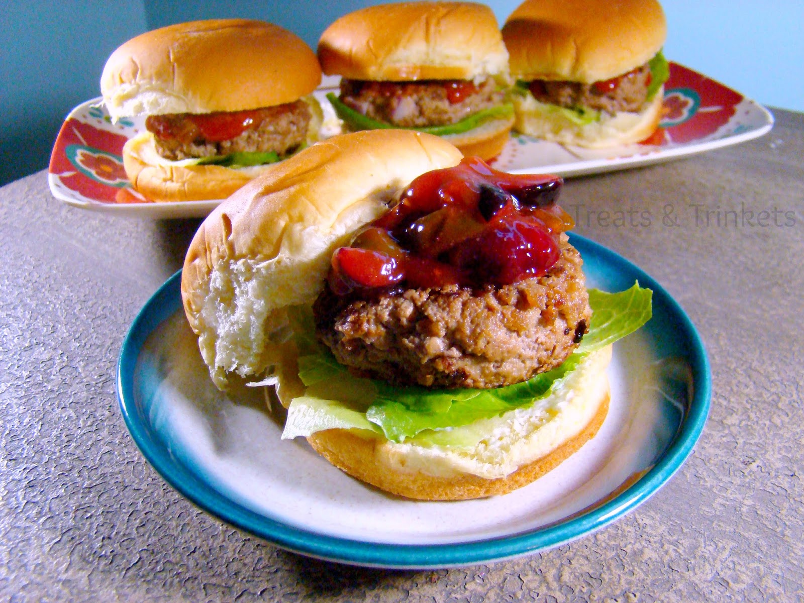 Treats & Trinkets: Grape-Nuts Turkey Burger Sliders with Cranberry ...