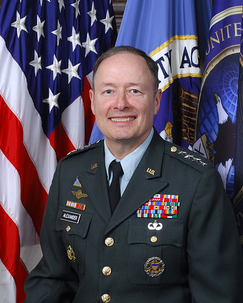 War News Updates: NSA’s Gen. Keith Alexander: U.S. Cyberwar Offense ...