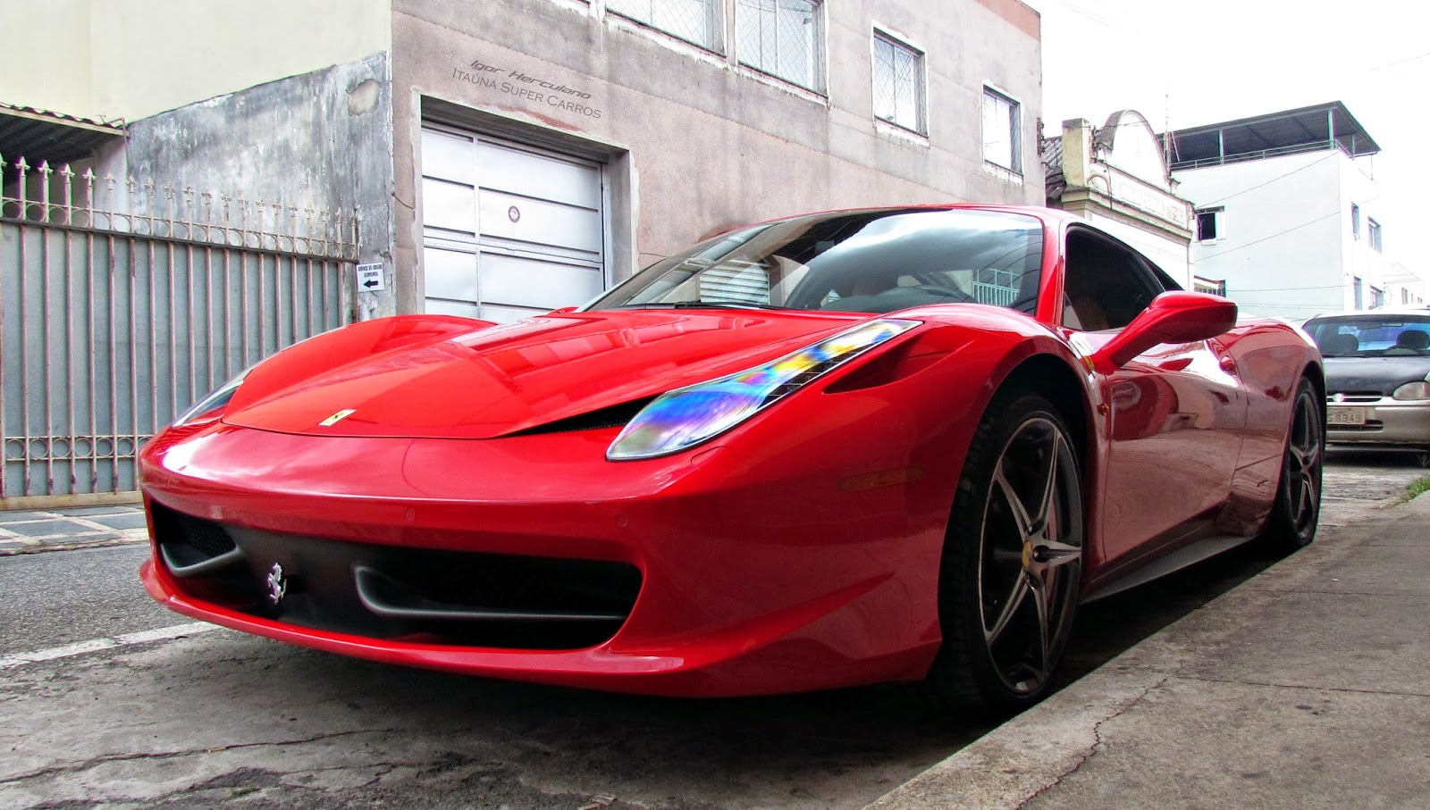 Itaúna Super Carros: Ferrari 458 Italia