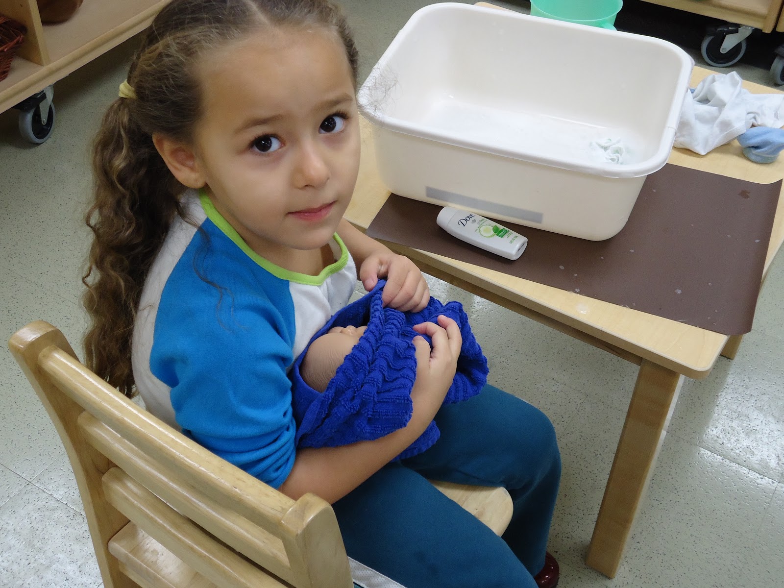 Marquette Montessori - Miss Knapp's Class: Babydoll Washing