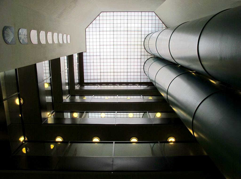 SCISSORELLA: Arne Jacobsen: Das Mainzer Rathaus (1974)