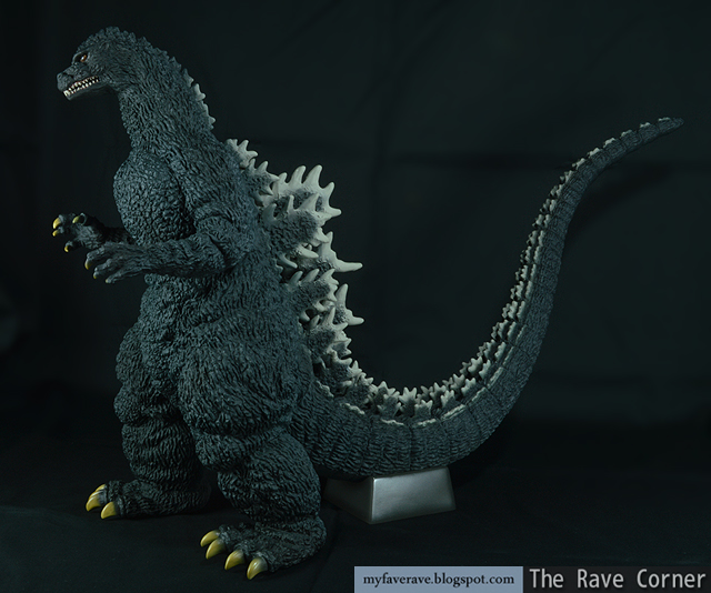 The Rave Corner: X-Plus Toho 30cm Series Yuji Sakai Modeling Collection ...