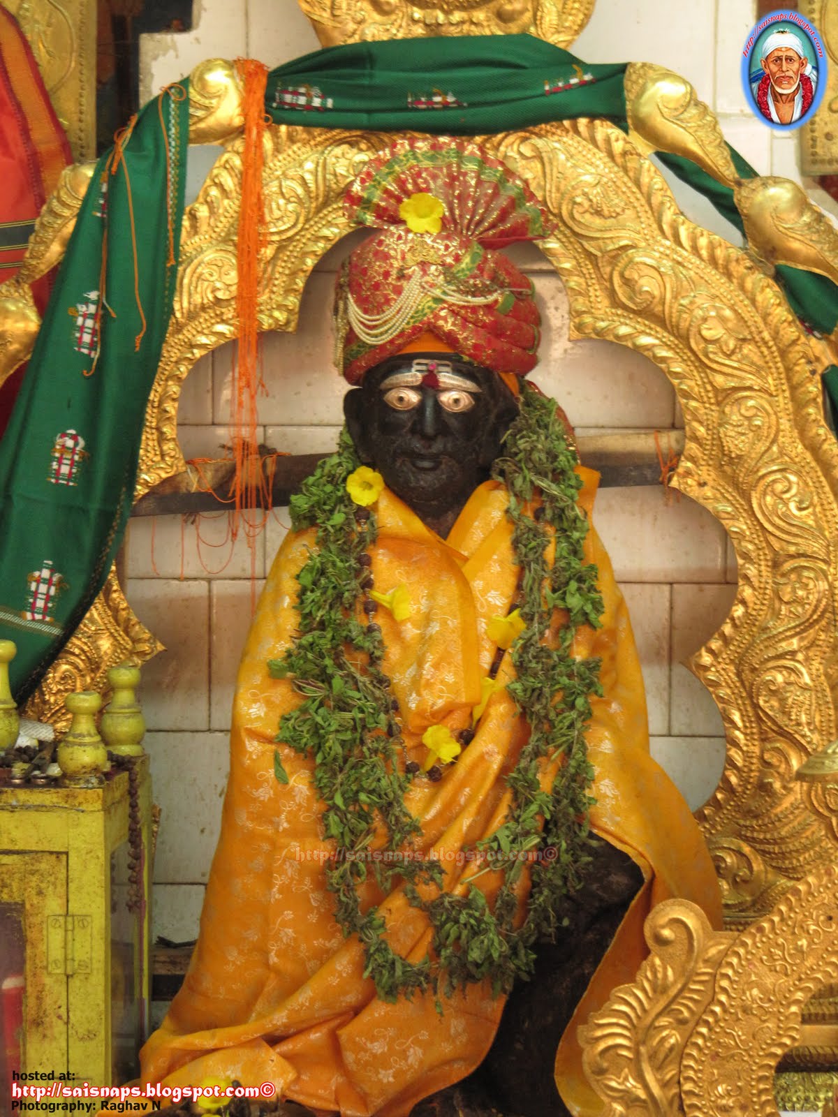 Sai Wallpaper: Sri Shirdi Sai Baba Dwarakamai Mandiram, Chinnakasi Revu ...