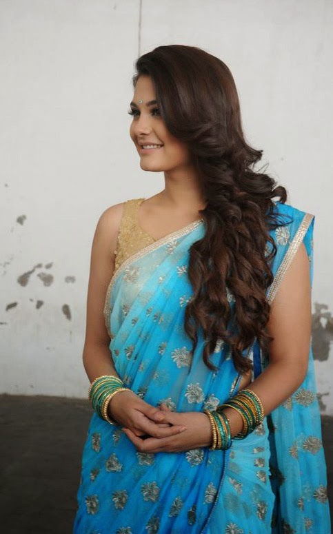 Naziya Latest Hot Photo Stills - Ophotoshoot