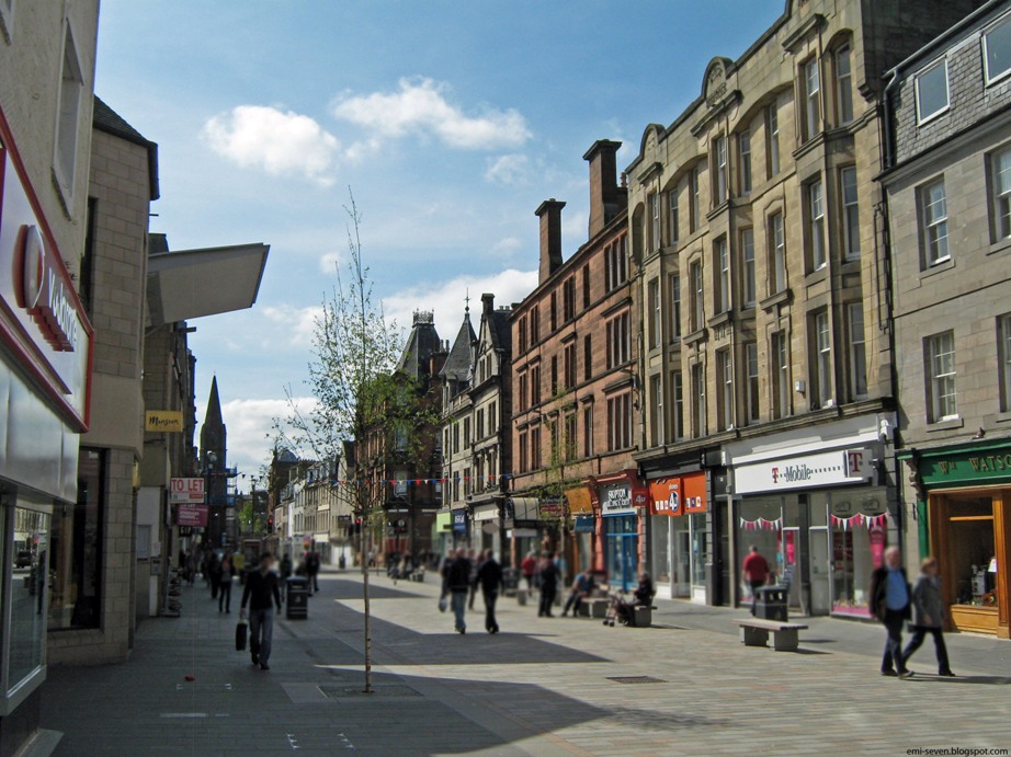 Emi Seven - Photography & Notes: Perth, The Fair City