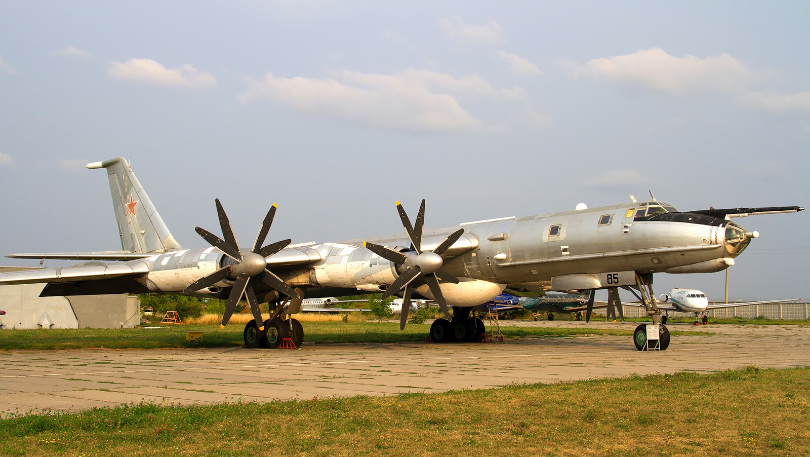 A Born Again Roman: Tupolev Tu-142