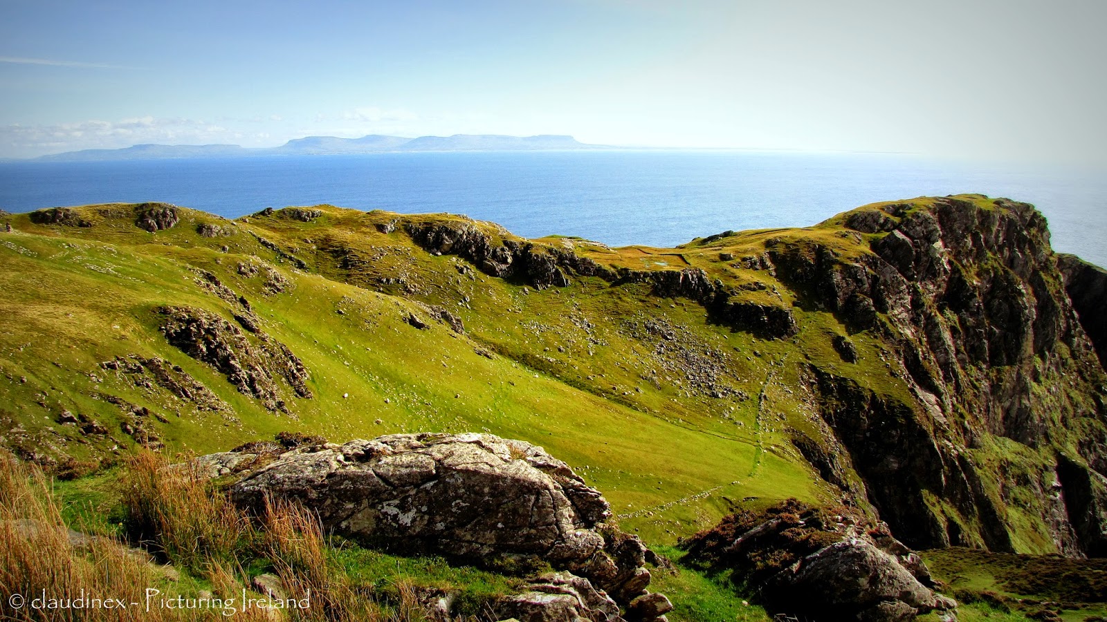Picturing Ireland : Along the Wild Atlantic Way: The mighty Slieve ...