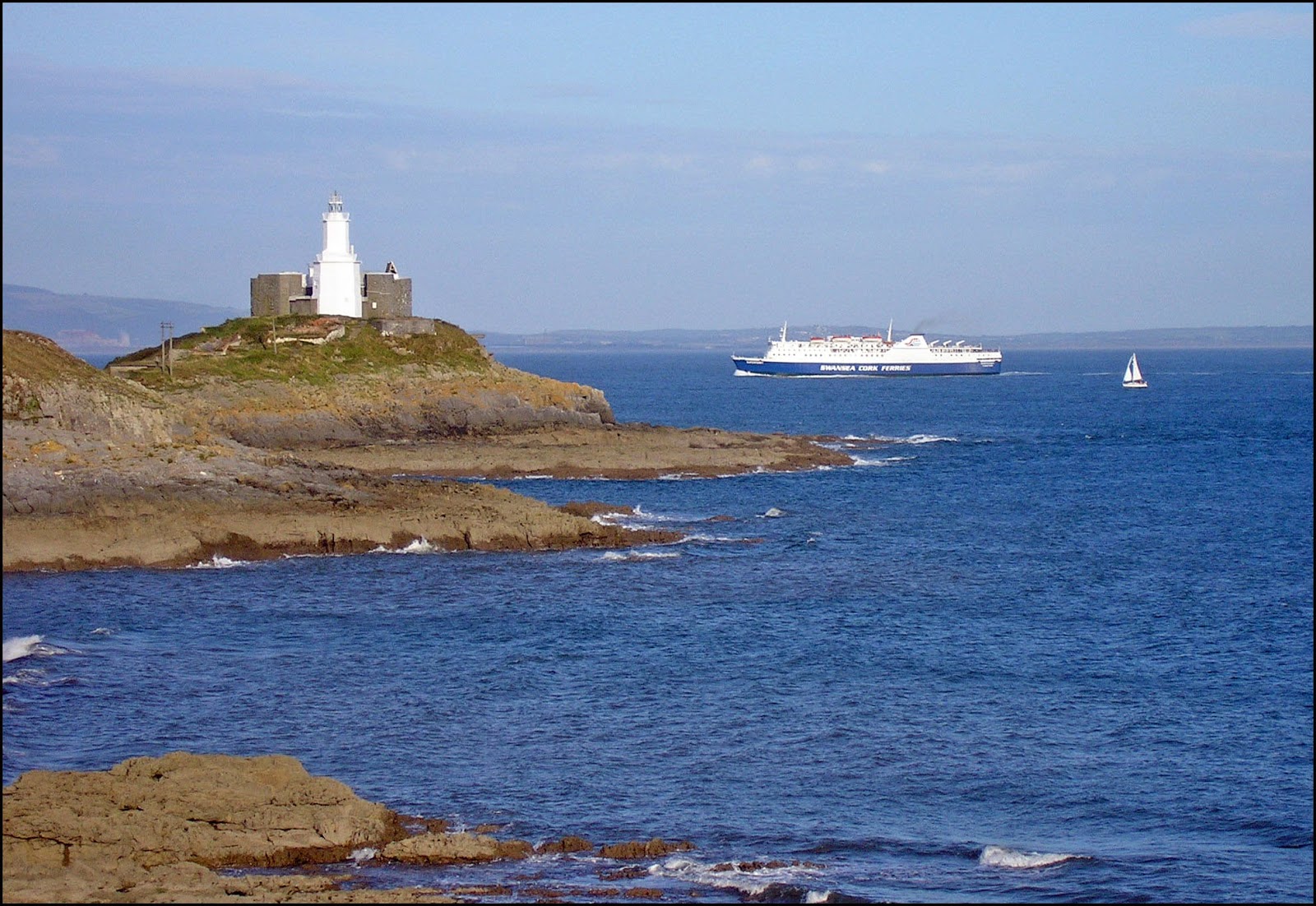 Caroline Gill: Poetry and Other Writing: Reach Poetry #205, Indigo ...