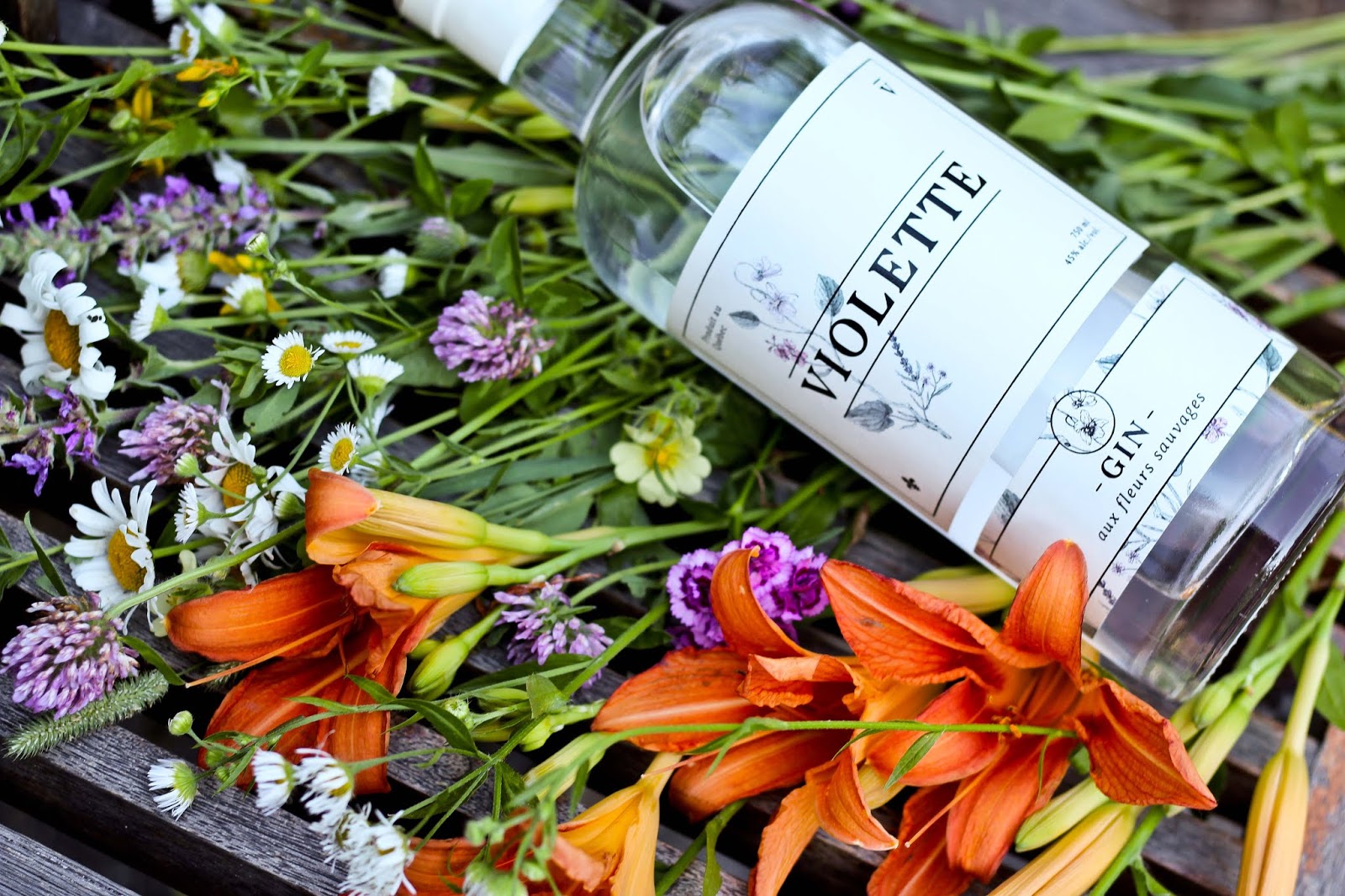 Le gin québécois Violette, le pouvoir des fleurs