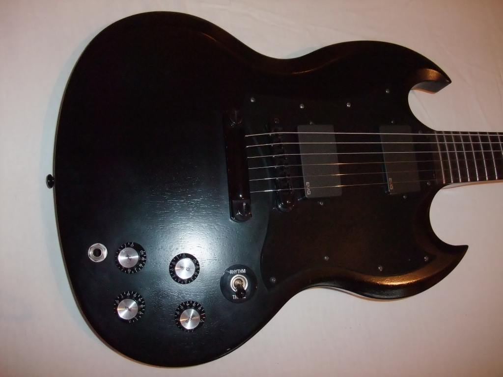 So many guitars, so little talent: Gibson #2 - 'SG Gothic II'