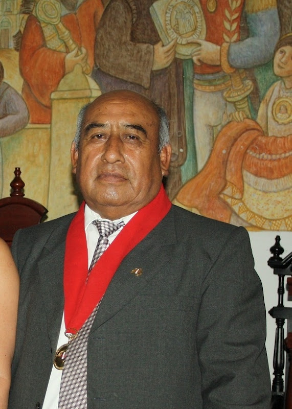 Notas de Prensa: TEODULO SANTOS AL JNE‏