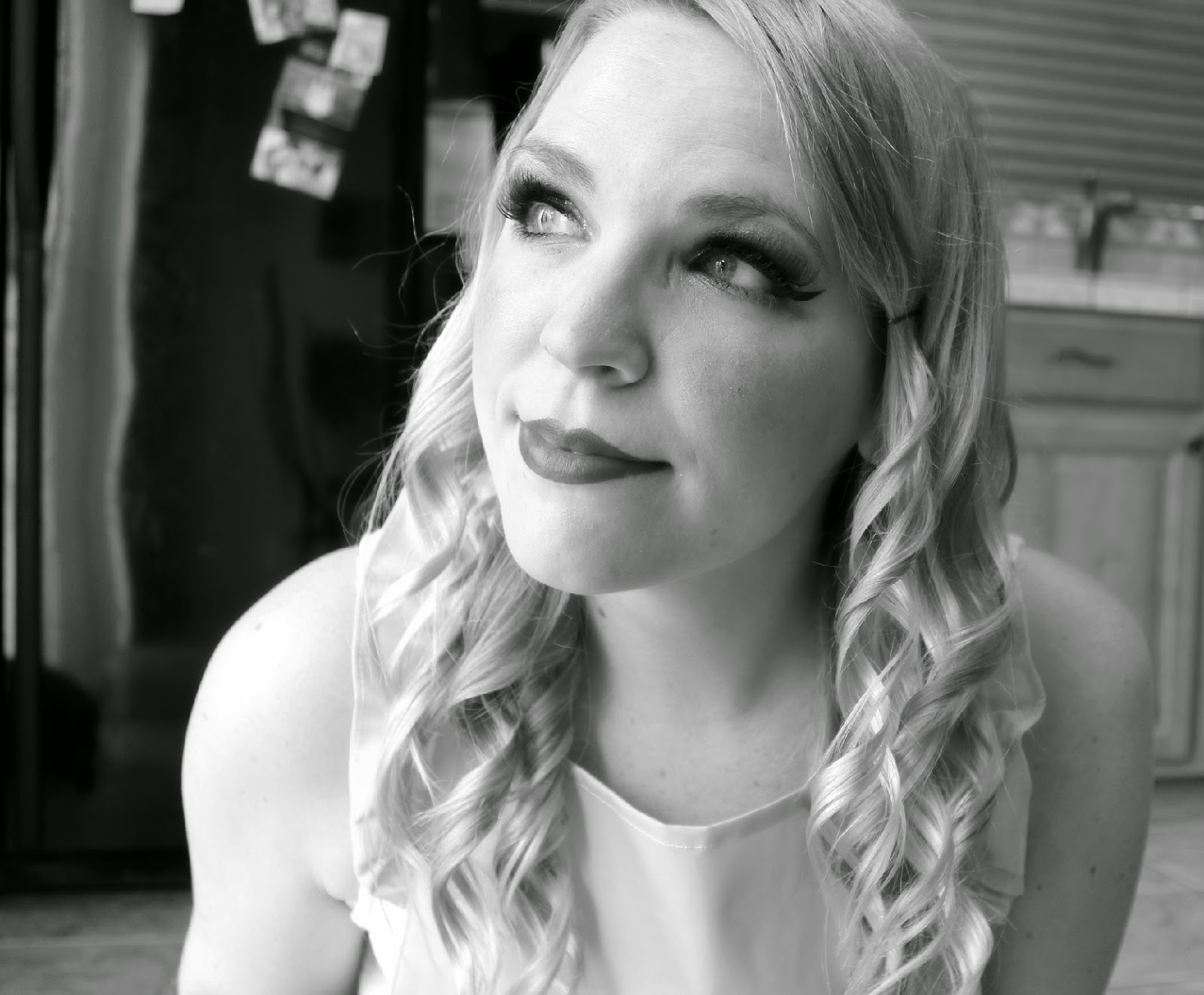 Diaries of a Sunflower: Goldilocks Halloween Hair & Makeup