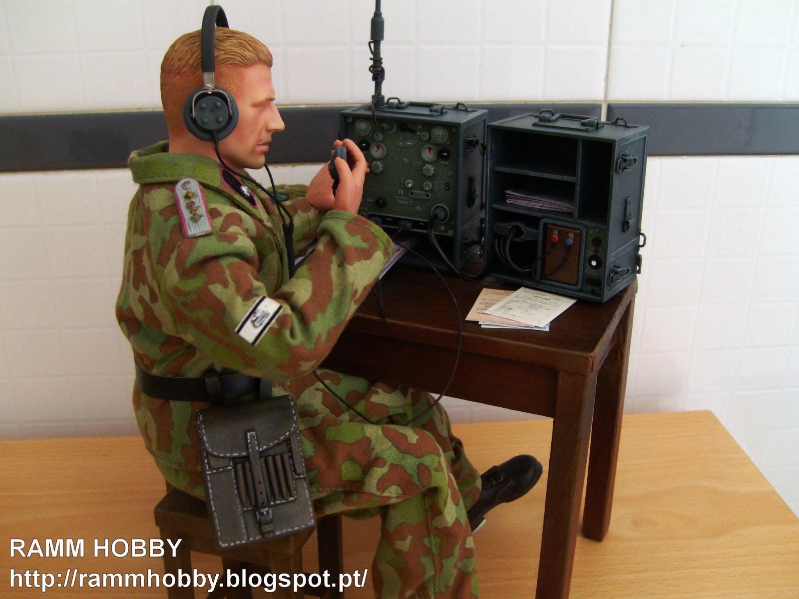 RAMM HOBBY: Funker Otto 1/6 scale - FINISHED