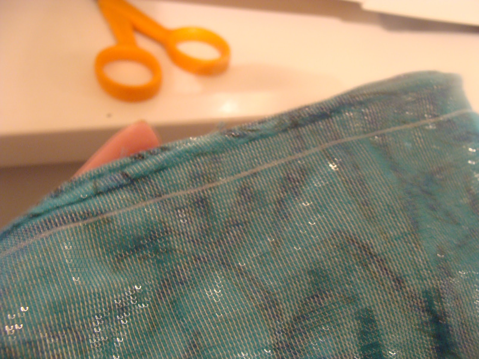 Sew My Soul: Make an Infinity Scarf with One Simple Seam!