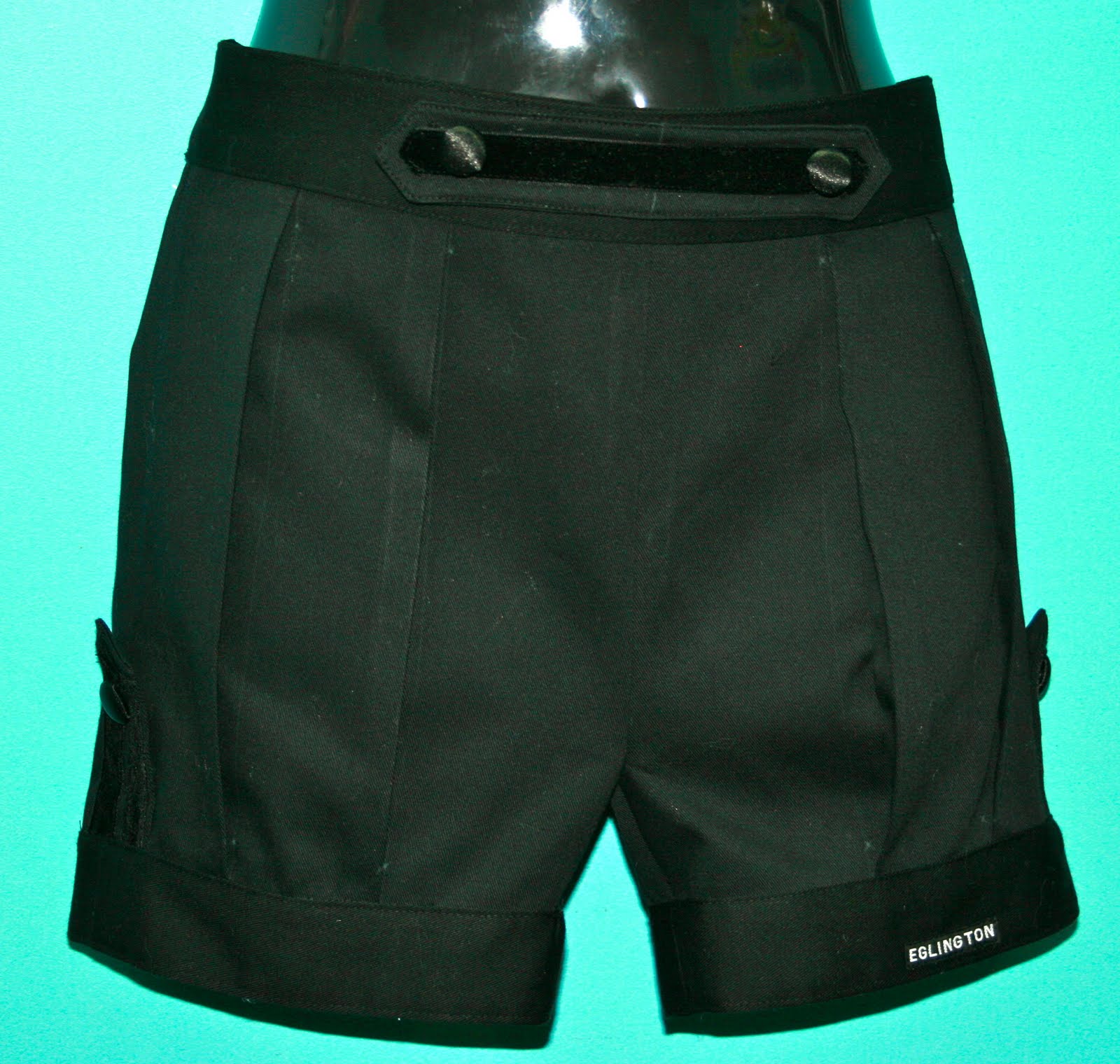 Five and Counting....: Clever Charlotte Finch Shorts Tutorial ~ Finch ...