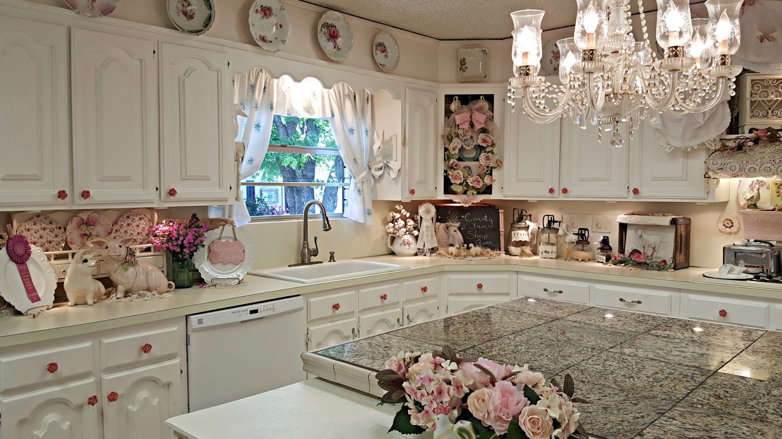 Penny's Vintage Home: County Fair Kitchen