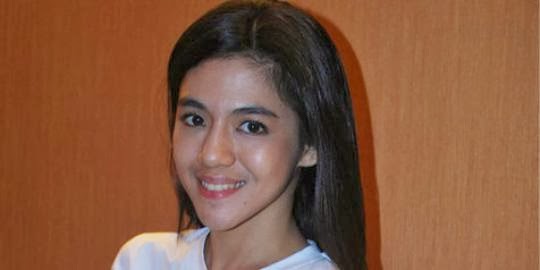 Film Bokep: Photo Hot Seksi Putri Una