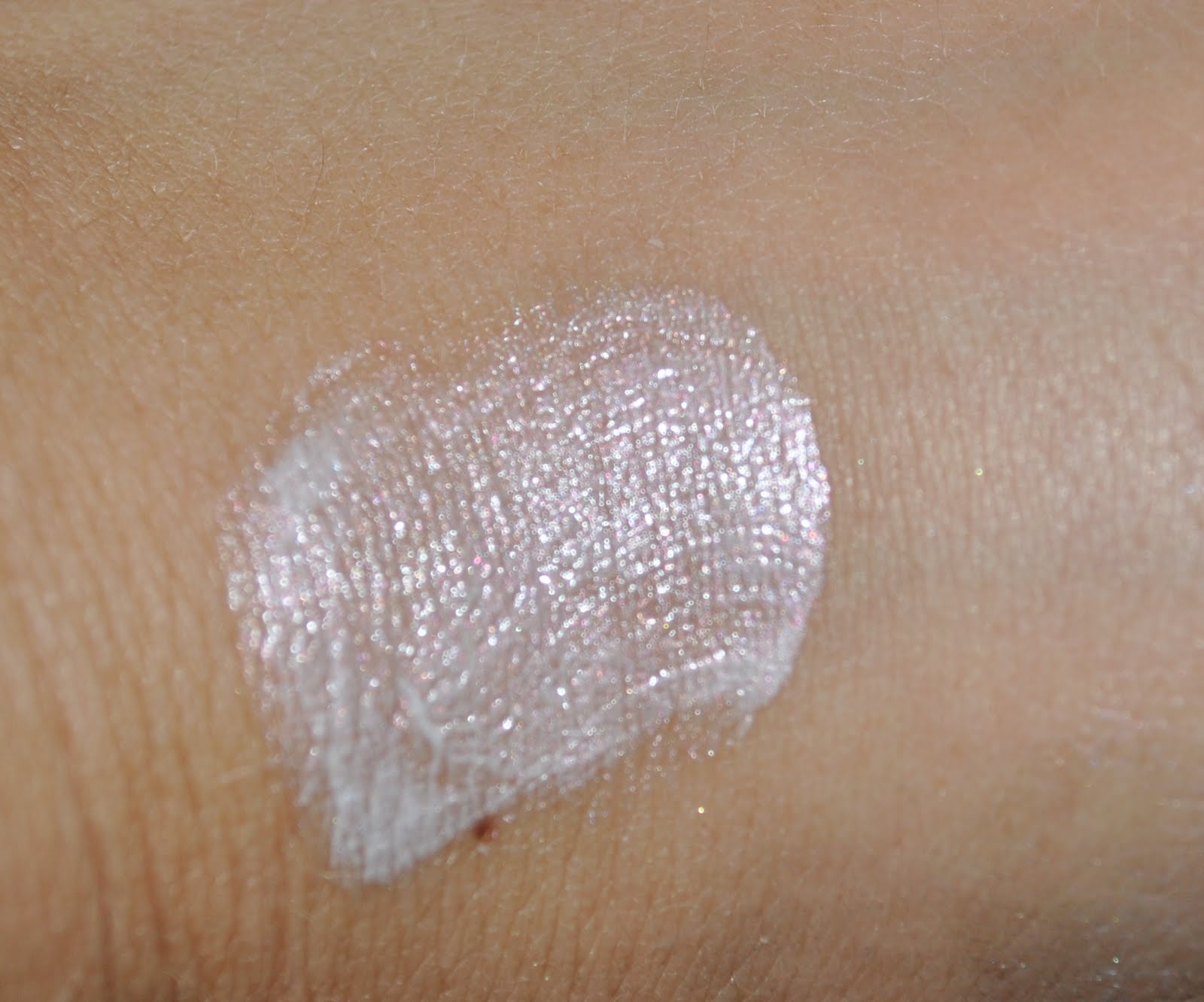 MAC Strobe Cream- Review - Corrie Bromfield