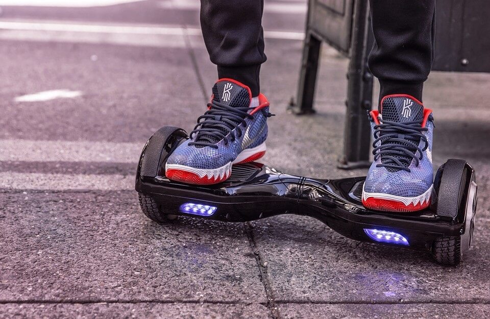 2018’s 4 Best Hoverboard Models - Benteuno.com