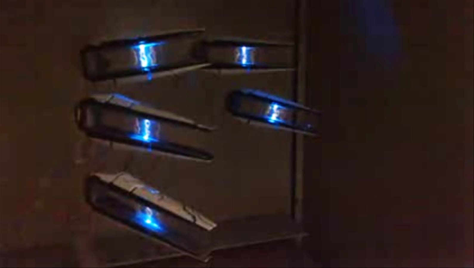 MG nu Gundam Fin Funnel LED Effect in Action - Custom Build by Siuwai Chan