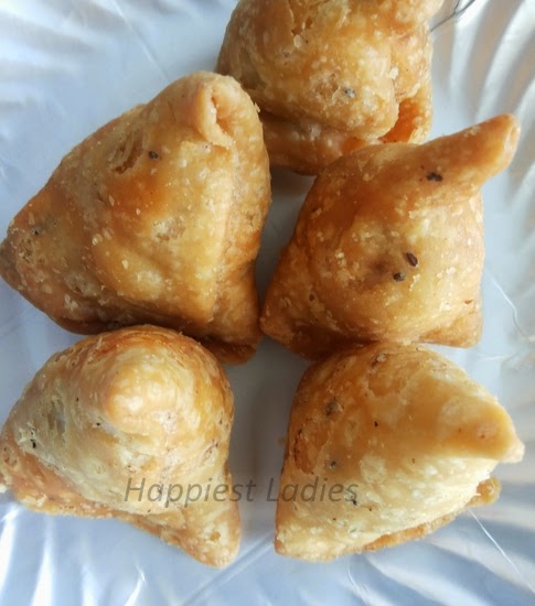 10 Best Gujarati Food – Must Taste Traditional Gujarati Cuisines ...