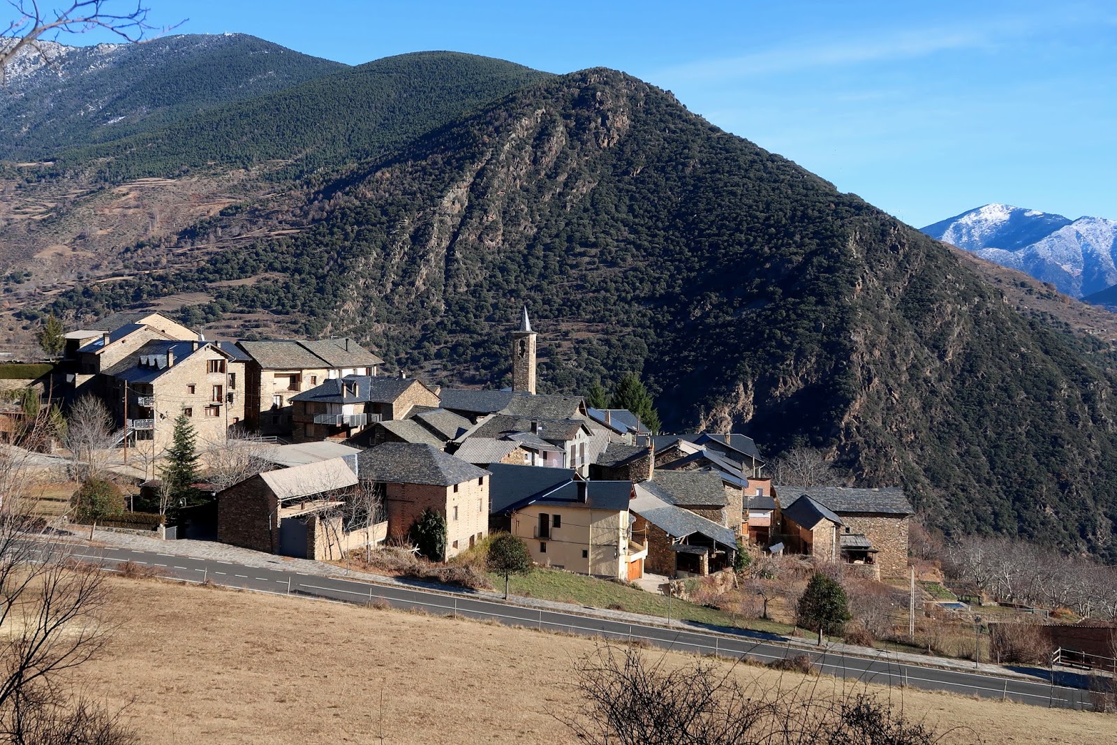 La luz de la montaña: Vall d'Àssua: Ruta circular por los pueblos de ...