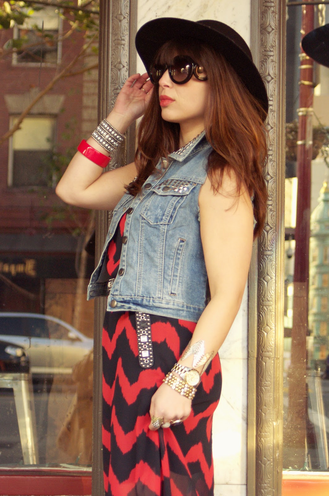 The Hourglass: A rad dress & a nod to the 90s