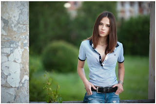 Contoh Pose Model Potrait - Nice Looking ~ BFUP