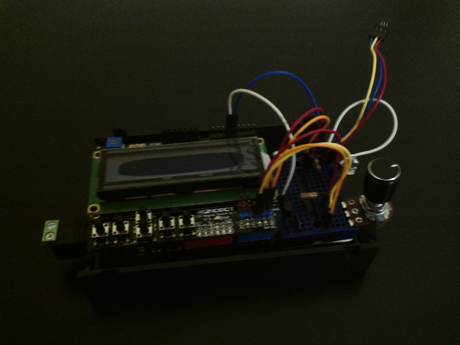 PSYCHOACTIVE GOLD!: Arduino uno r3 + lcd sheald + pwm + rpm