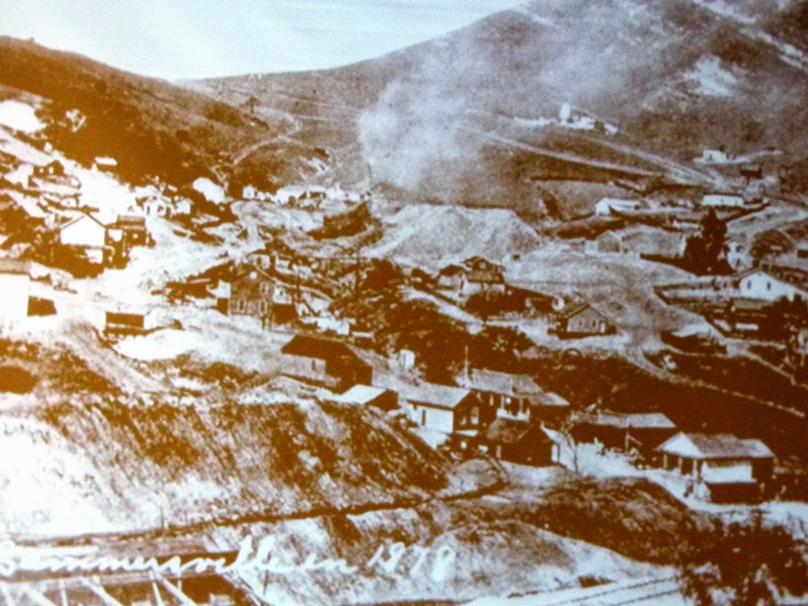 Geotripper: Through the Looking "Glass" and into the Rabbit Hole: A ...