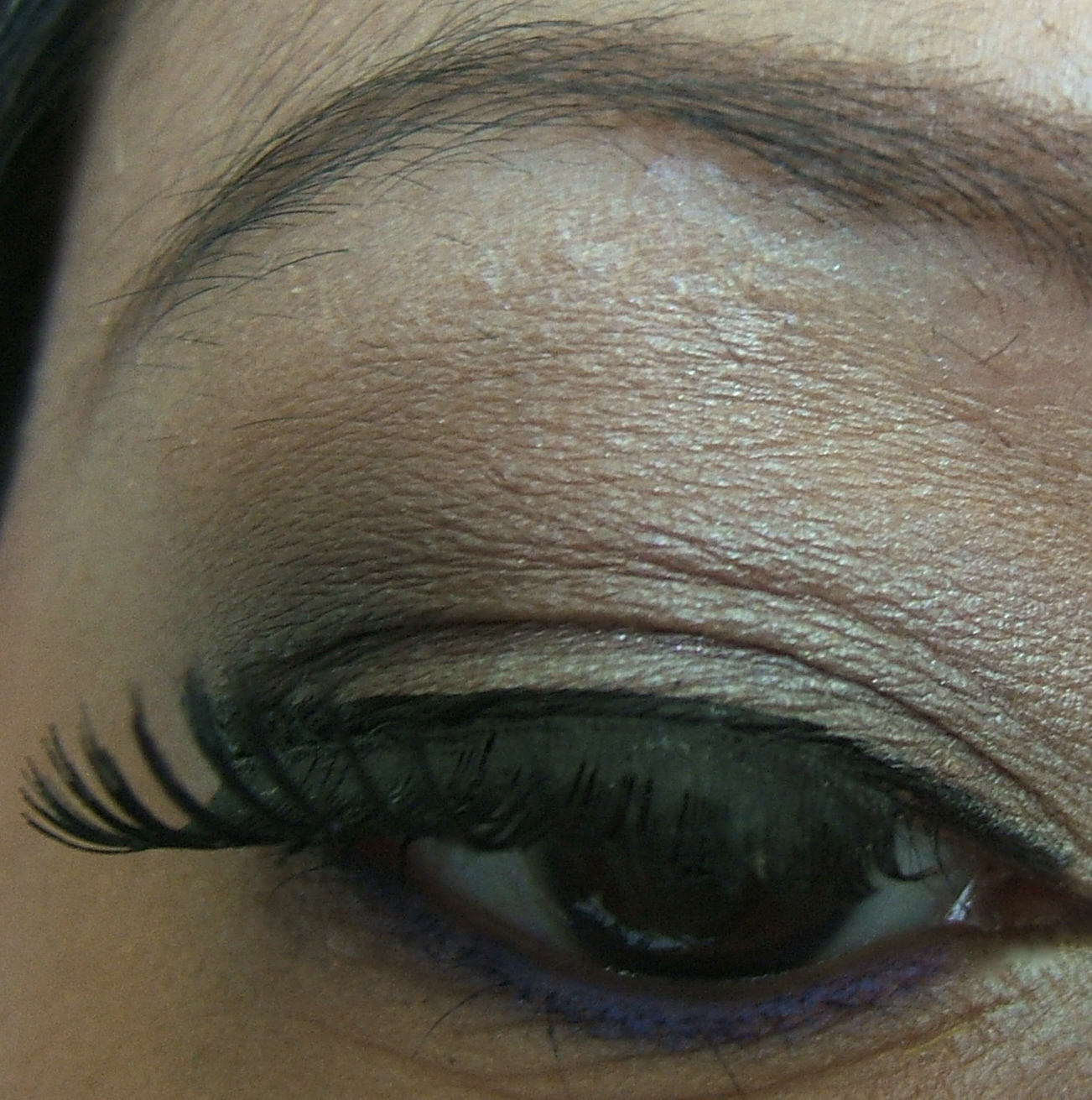 NYX The Curve Liquid Liner Swatches, Look and Review - The Shades Of U