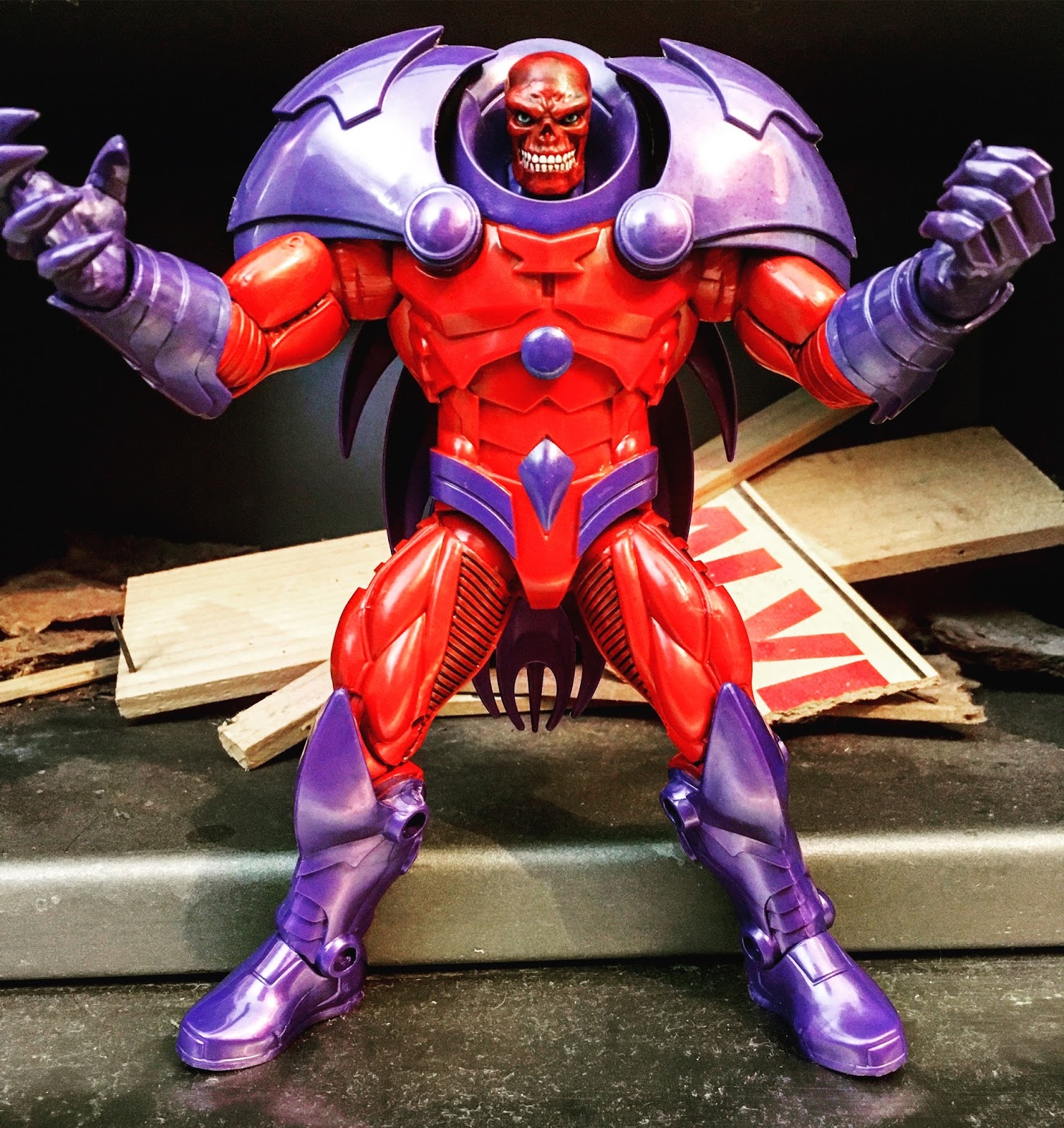 Toy Schnitzel: MARVEL LEGENDS : Red Onslaught Series