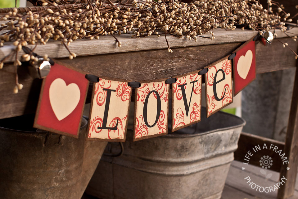 LOVE BANNER FOR CUSTOMER*