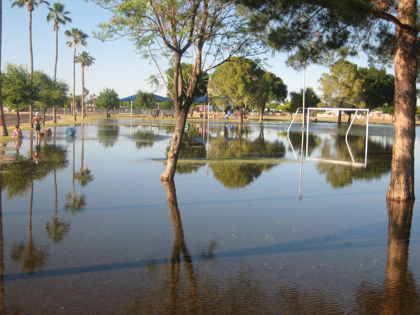 Skimboarding Spots: Meyer Park: Tempe, Arizona
