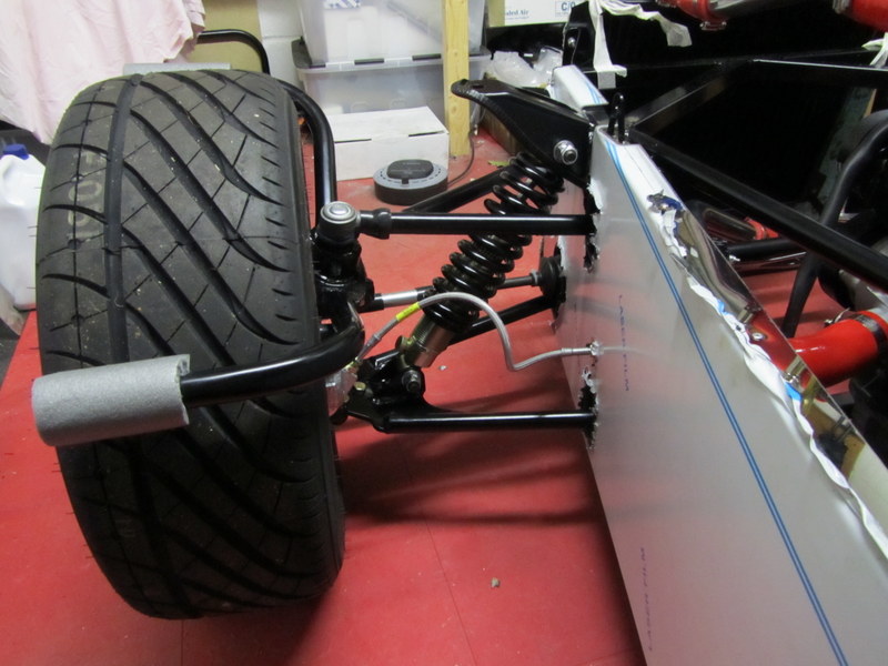 Richard's GBS Zero: Nearside front suspension & brake calliper