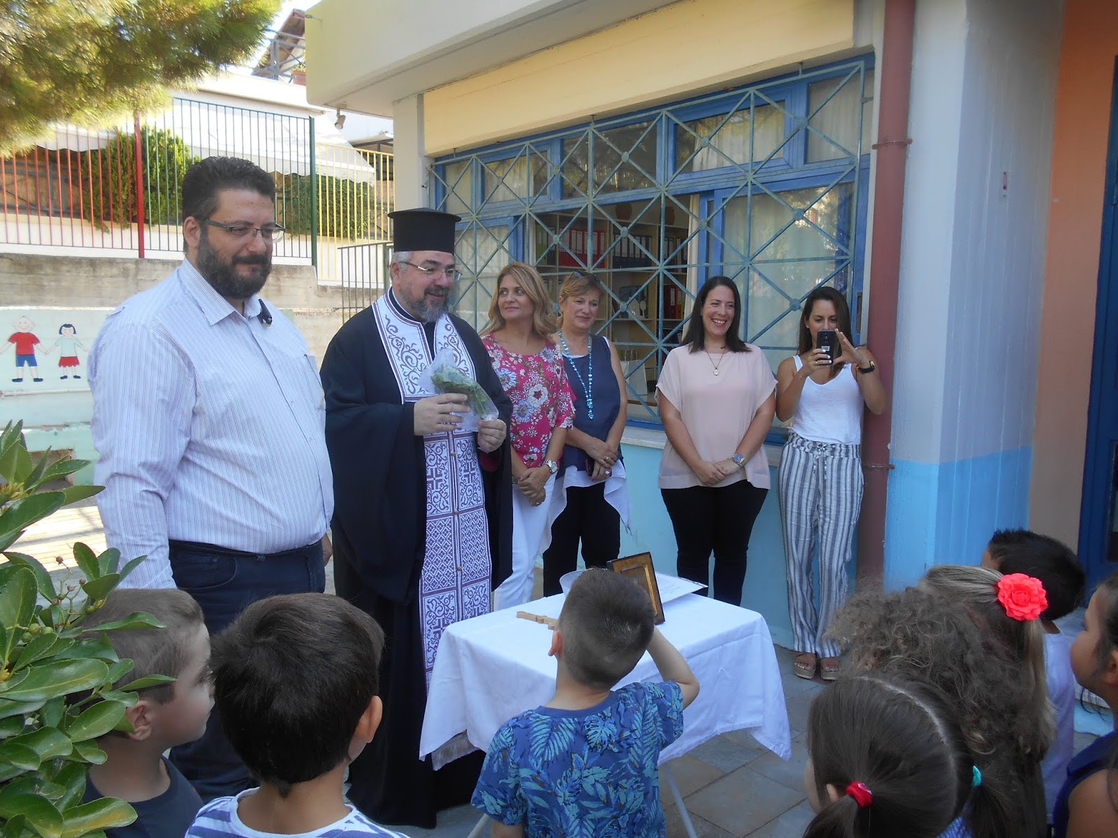Η ΦΩΝΗ ΤΟΥ ΚΟΚΚΙΝΟΥ ΜΥΛΟΥ: ΑΓΙΑΣΜΟΣ ΣΧΟΛΕΙΩΝ ΚΟΚΚΙΝΟΥ ΜΥΛΟΥ-ΔΗΜΟΥ ...