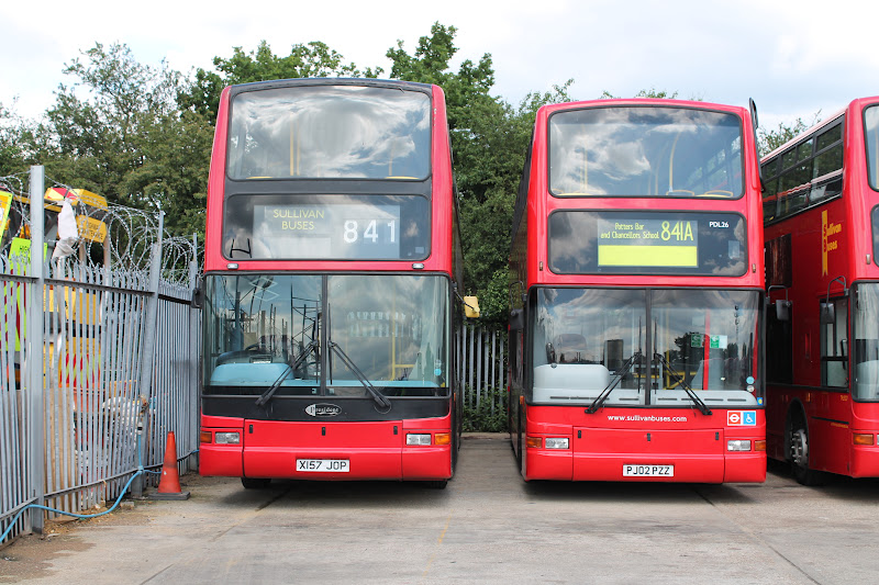 The Circle of London : Sullivan Buses South Mimms Garage [SM]