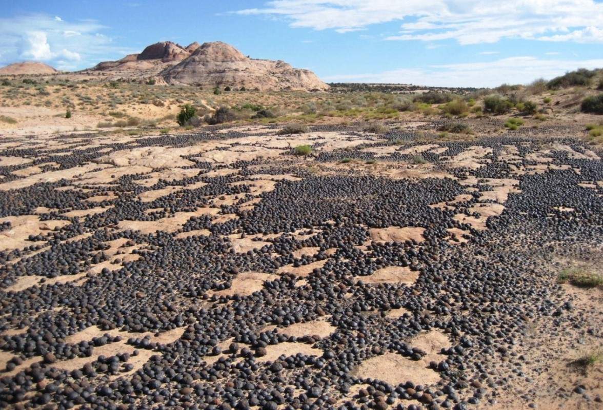 How Utah's Mysterious Moqui Marbles Formed?