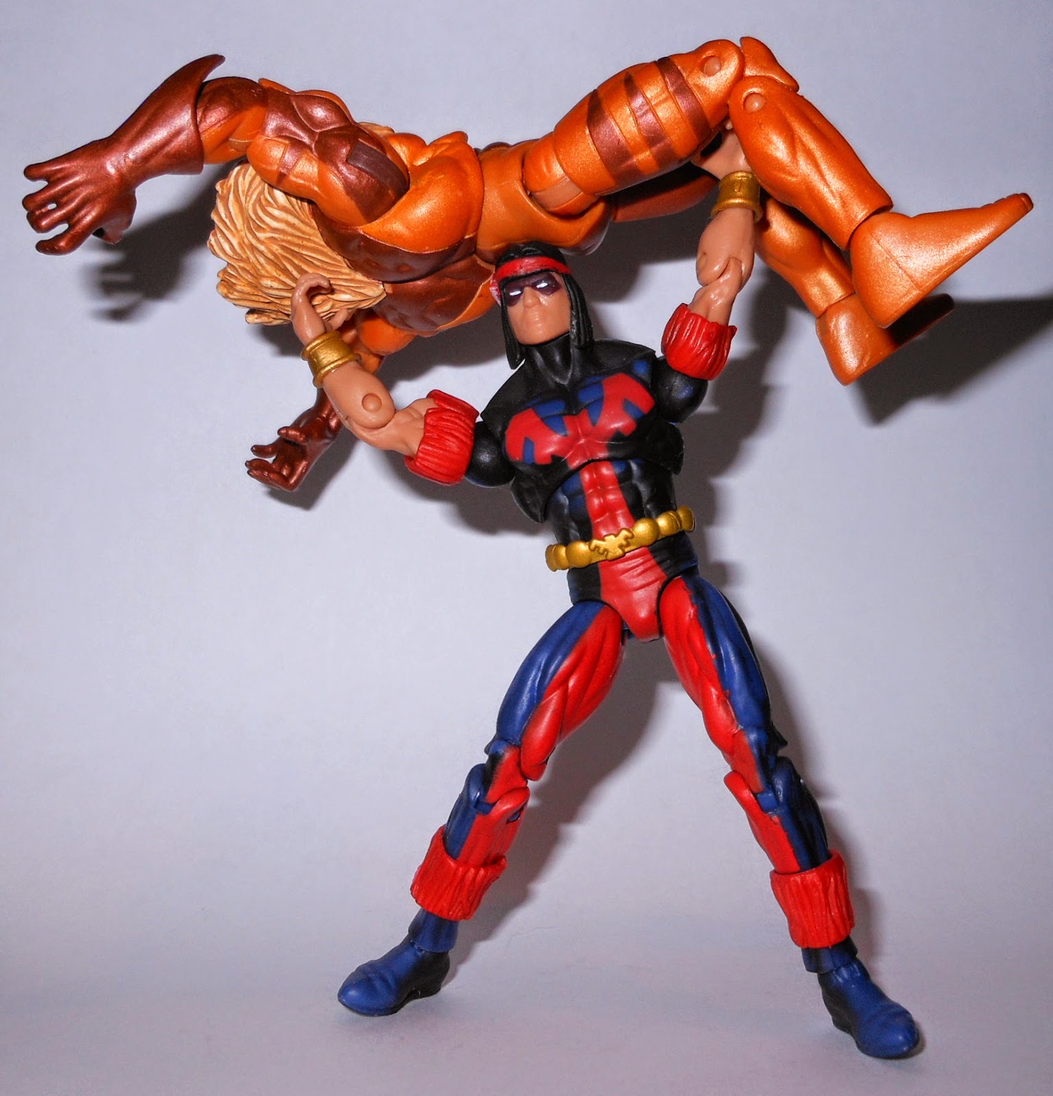 Figuras de Acción A Go-Gó: THUNDERBIRD (MARVEL UNIVERSE)