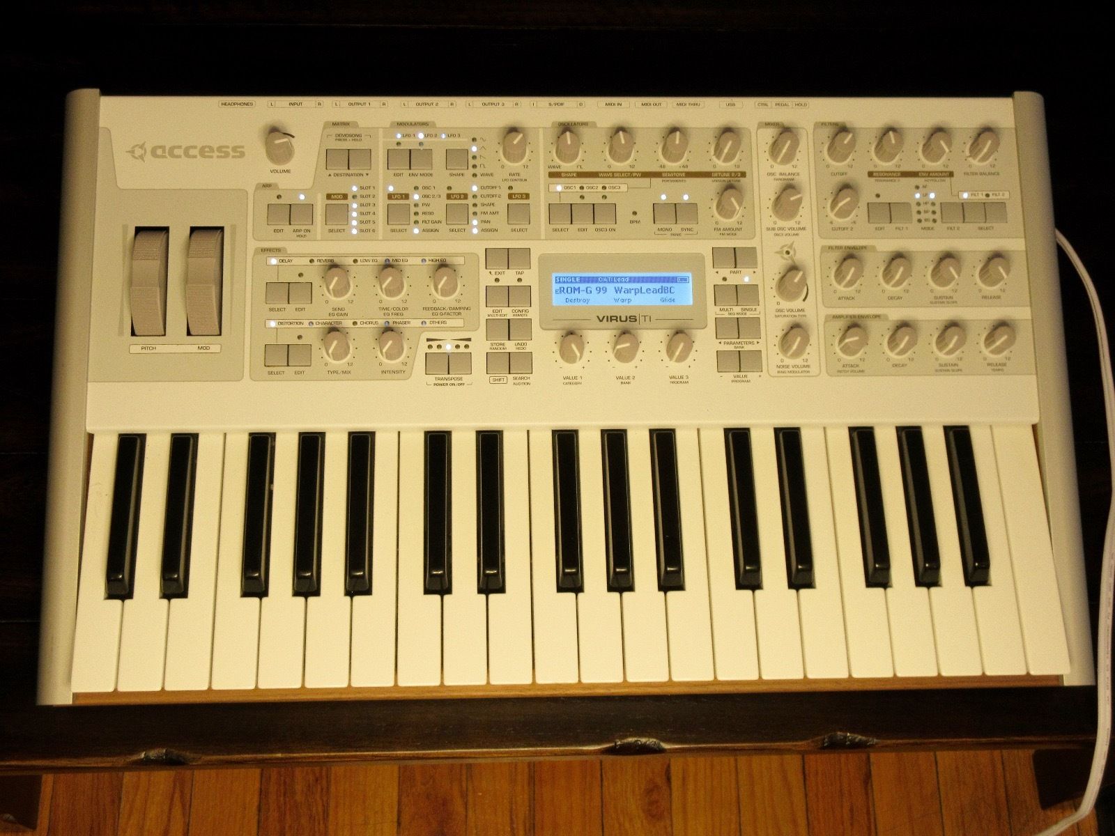 MATRIXSYNTH: Access Virus TI 2 Polar Keyboard Synthesizer