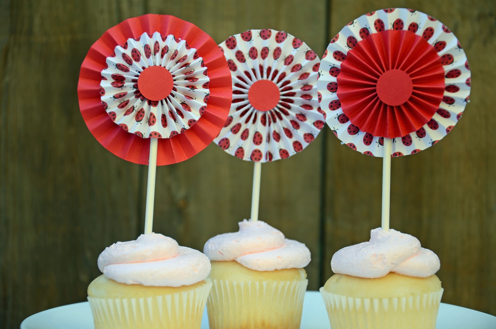 Two Sisters' Bowtique: Rosette Cupcake Toppers