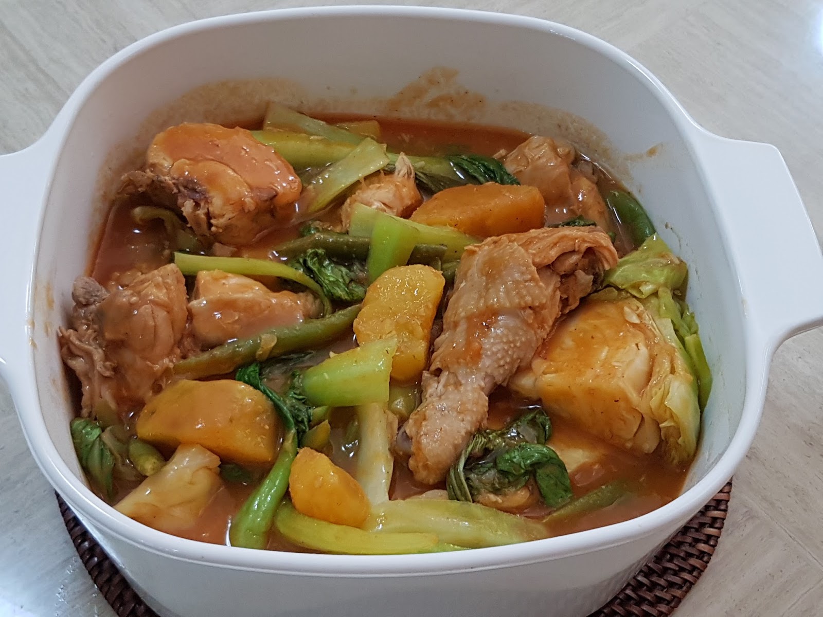 Kasher's Kitchen: Chicken Pochero (Pocherong Manok)