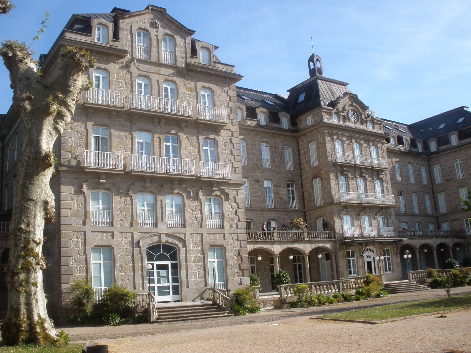 Viajes De vuelta por el Mundo: Mondariz - Balneario