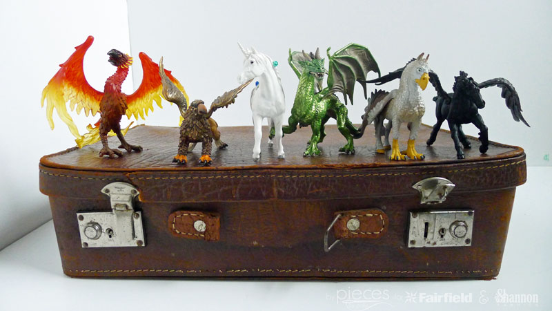 Pieces by Polly: How to Make Newt Scamander's Magical Case