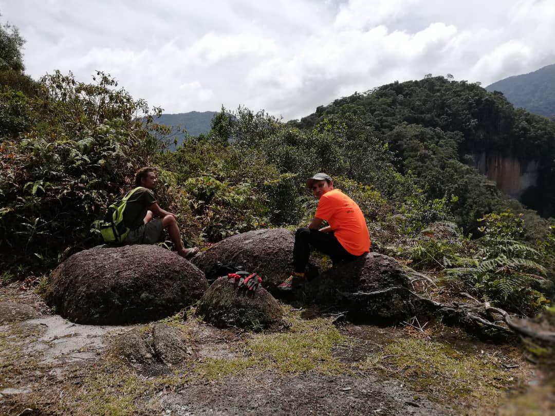 R U N N I N G: Gunung Batu Putih - Tapah, Perak